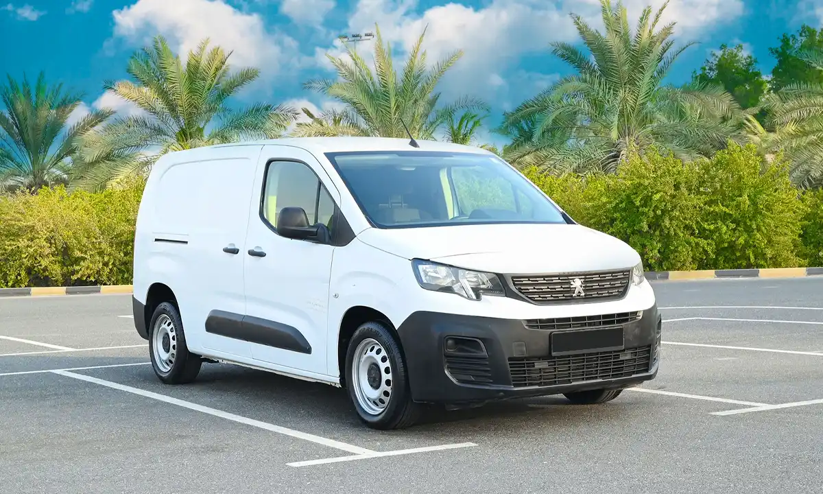 Rent a Delivery Van in Dubai, Rent a Cargo Van in the UAE