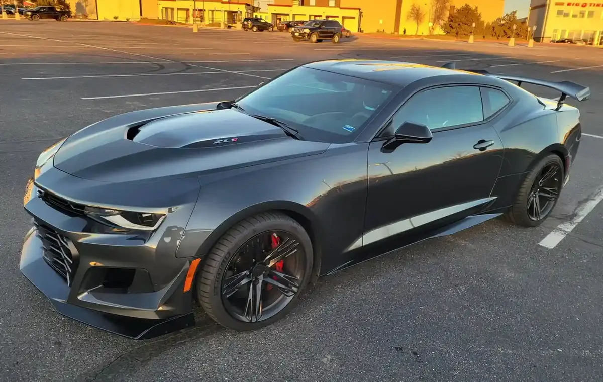 Rent a Chevrolet Camaro in Istanbul, Türkiye